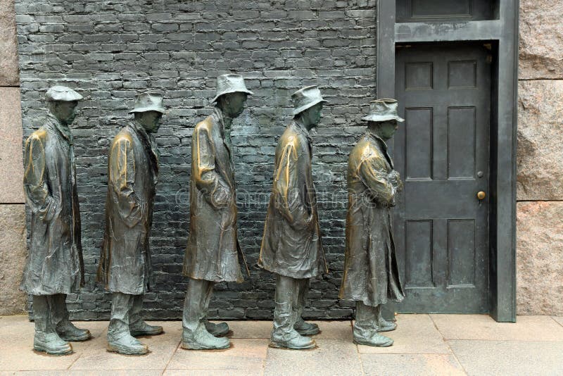 Bread Line editorial photo. Image of attraction, fireside - 52711276