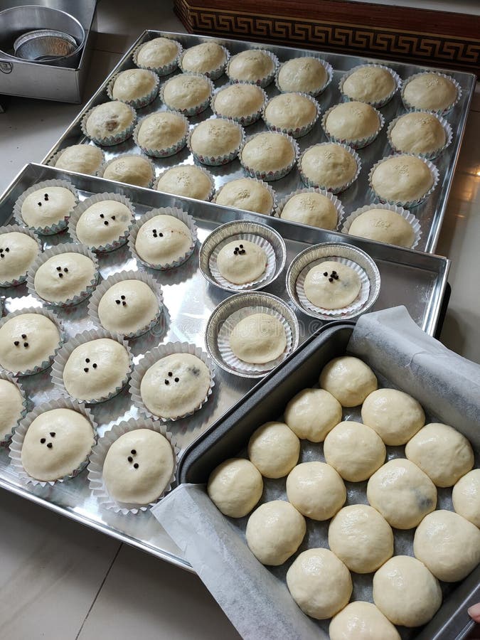 Bread proofing process stock photo. Image of homebake - 308338554