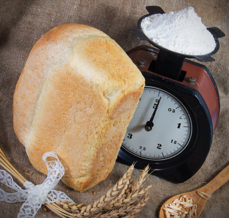 Bread and Scales with Flour Stock Image - Image of french, diet: 31320777