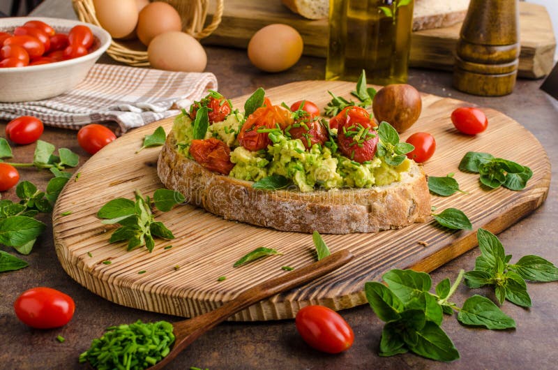 Bread scrambledd eggs stock image. Image of green, eggs - 99268763