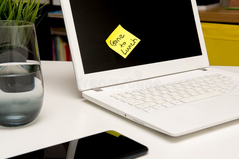 Break Time at the Office, Time for a Lunch Break Note on Computer Stock ...