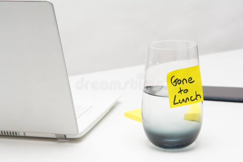 Break Time at the Office, Time for a Lunch Break Note on Computer Stock ...