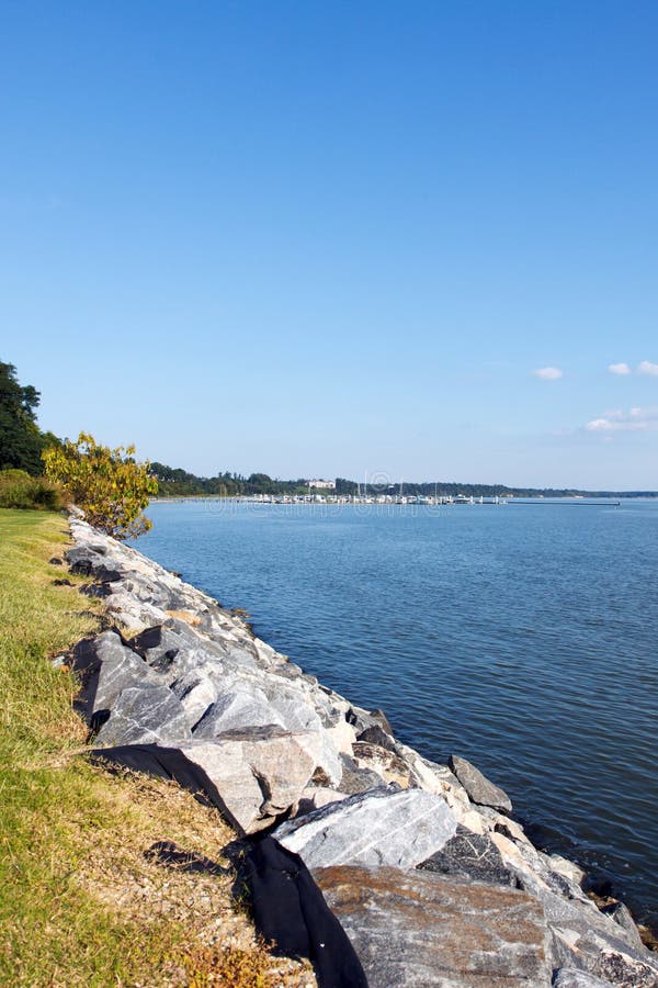 Boat Ramp, Hackensack River, New Jersey, USA Editorial Image - Image of ...