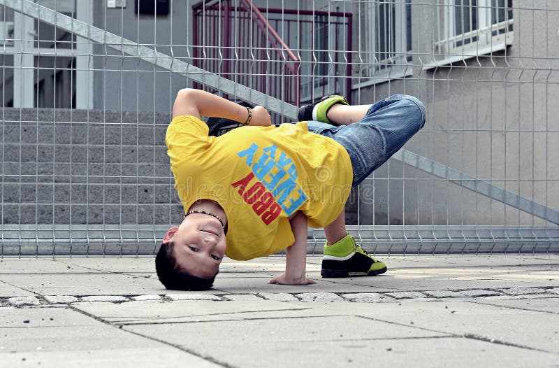 Breakdancer on the street stock image. Image of confident - 33948635