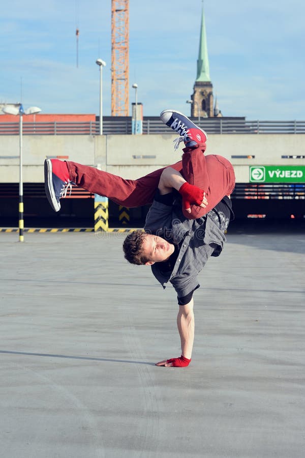 Breakdancer stock photo. Image of caucasian, acrobat - 37942176