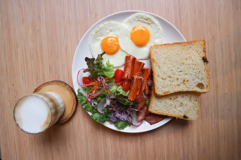 Breakfast or Bread with Sunny Side Up Egg, Sausage and Vegetable and ...