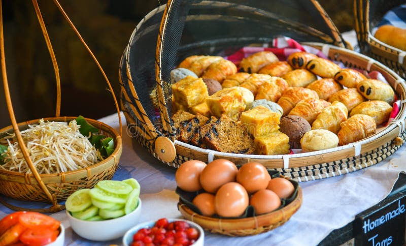 Breakfast Buffet at Luxury Resort Stock Image - Image of banquet ...