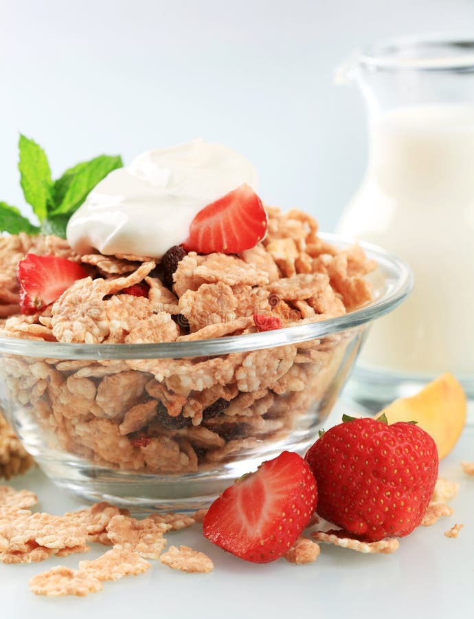 Breakfast cereal stock photo. Image of raisins, rolled - 20996310