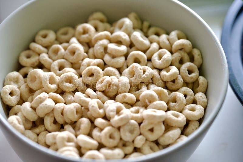 Breakfast Cereal: Bowl of Cheerios Ready To Eat Stock Image - Image of ...