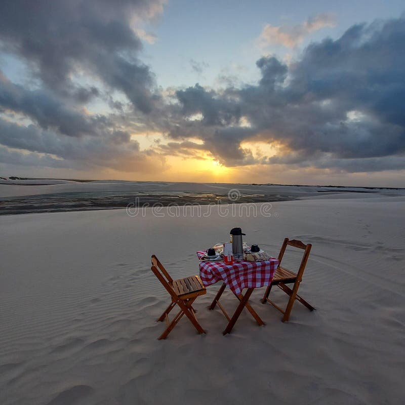 Breakfast in the Desert at Sunrise Stock Photo - Image of date, deserto ...