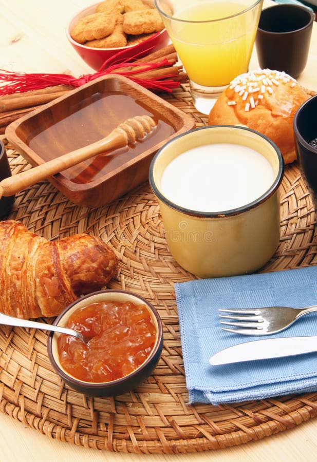 Breakfast on Rustic Wooden Table Stock Photo - Image of milk, biscuits ...