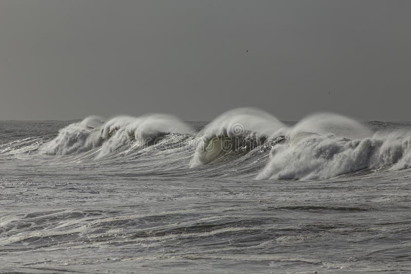 Breaking wave with spray stock photo. Image of beautiful - 250829208