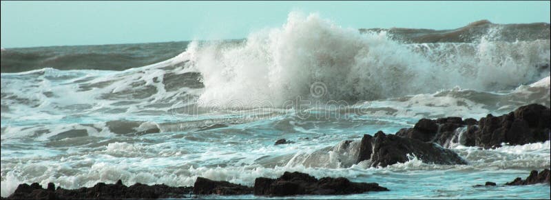 Breaking waves stock photo. Image of breaking, blue, france - 5395676