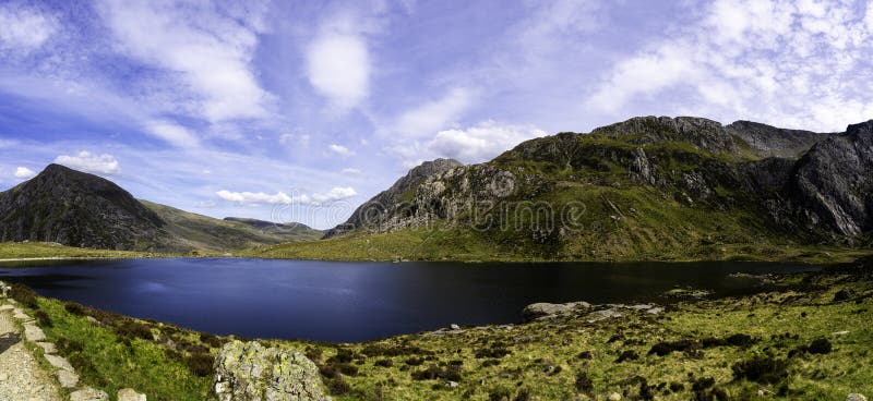 Breathtaking Panoramic View of Lake Llyn Idwal from a Path on the ...