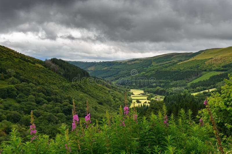 Brecon Beacons Landscape View Stock Image - Image of beacons ...