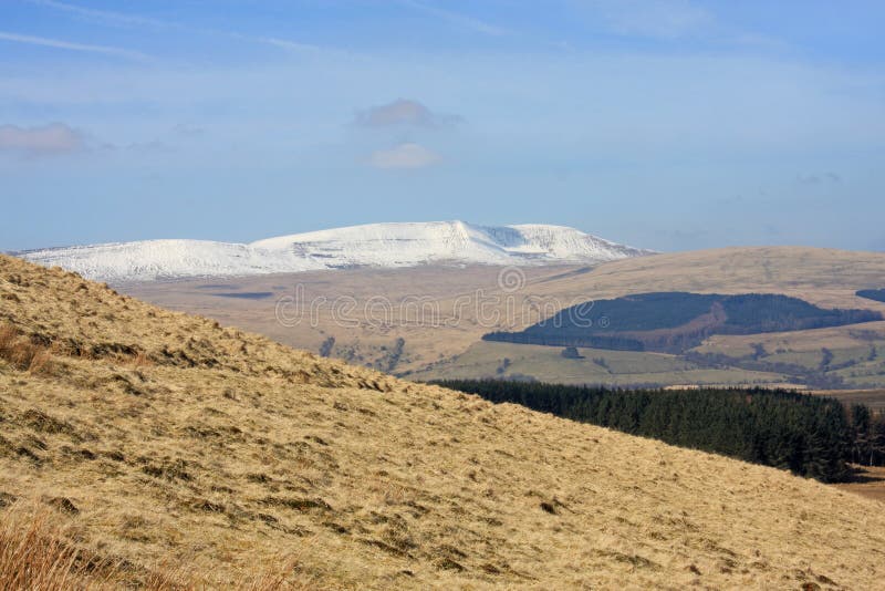 Brecon Beacons stock image. Image of snow, moor, grass - 33787431