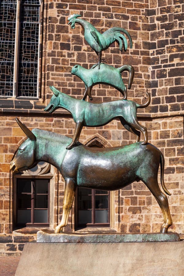 Bremen Town Musicians Statue, Germany Editorial Photo - Image of grimm ...