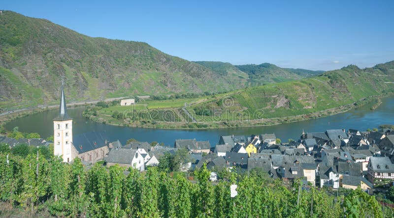 Bremm, Mosel-Fluss-Bogen, Deutschland Stockfoto - Bild von tourismus ...