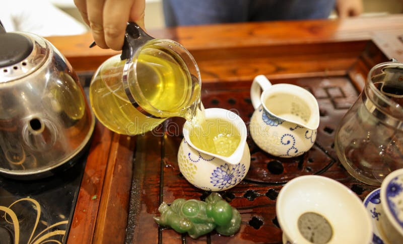 Brewing Chinese Tea from the Tea Leaves Stock Photo - Image of oriental ...