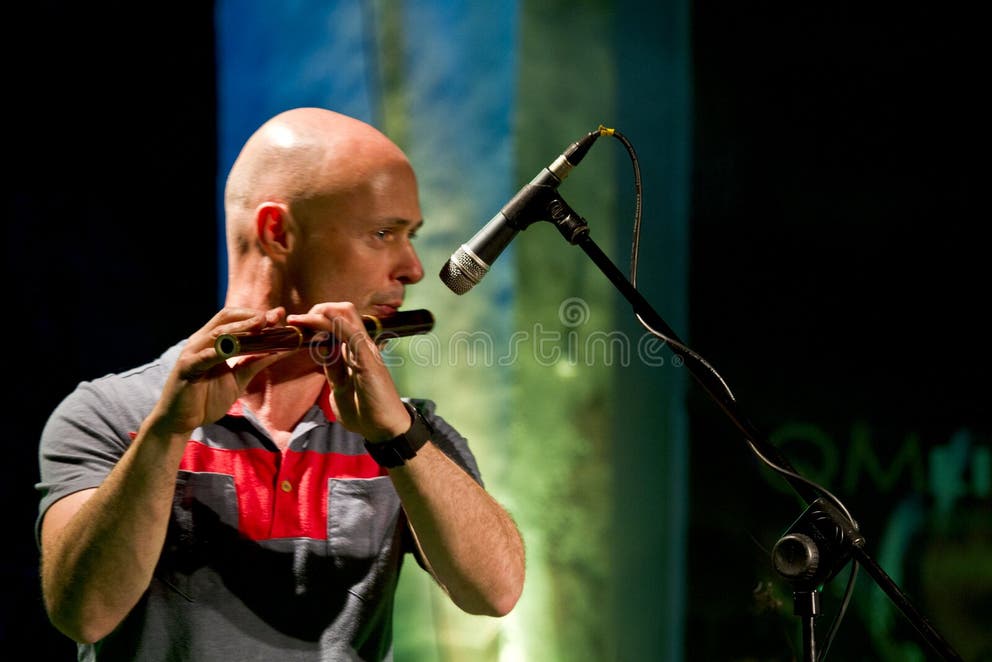 Brian Finnegan in concert editorial image. Image of ireland - 23034375