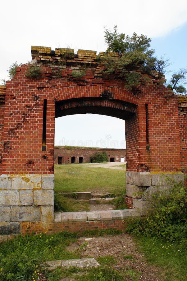 Brick Gate Picture. Image: 3526018