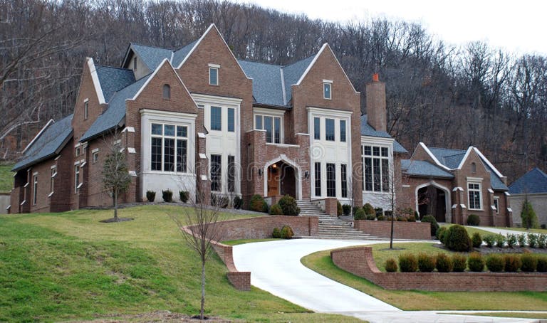 238 Large Brick Home White Columns Stock Photos - Free & Royalty-Free ...