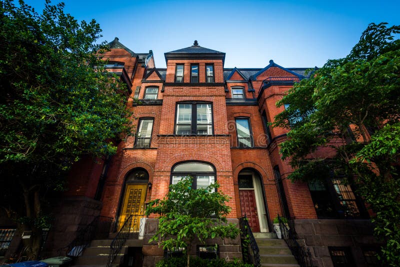 Brick Row Houses in Washington, DC. Stock Image - Image of blue, grass ...