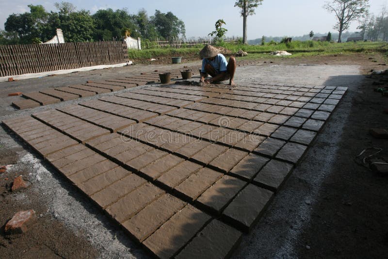 Brick. Scored, Claw, Worker, Burn, Solo, Boyolali, Central, Java ...