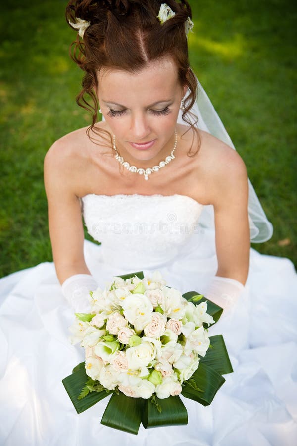 Portrait of Beautiful Bride Stock Image - Image of bouquet, floral ...