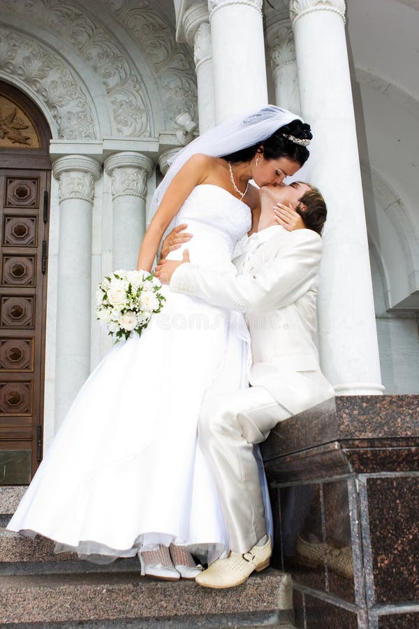 Wedding kiss stock image. Image of dramatic, bride, mate - 32337893