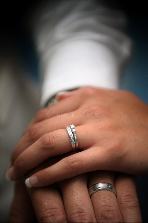 Bride & Groom`s Wedding Ring Stock Image - Image of nice, bridal: 97259949
