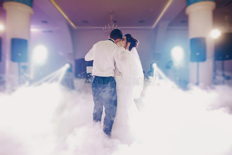 First danse stock image. Image of dress, celebration - 122085809