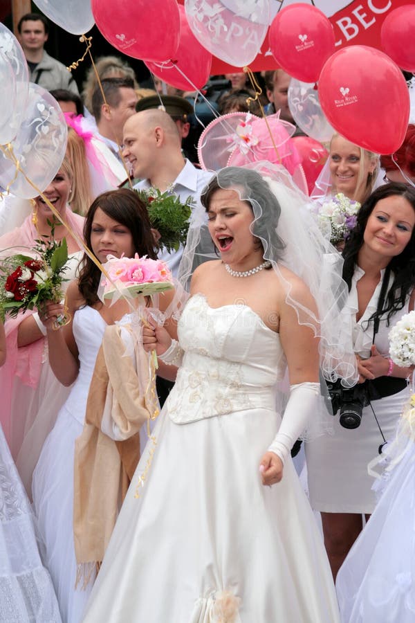 Brides parade 2010 editorial stock image. Image of jurmala - 16040349