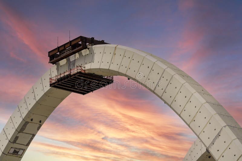 Bridge Arch Under Construction Miami 2024 Editorial Image - Image of ...