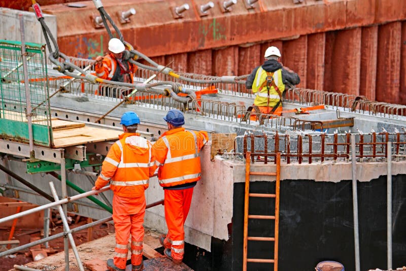 Bridge under construction editorial photography. Image of rope - 108470192