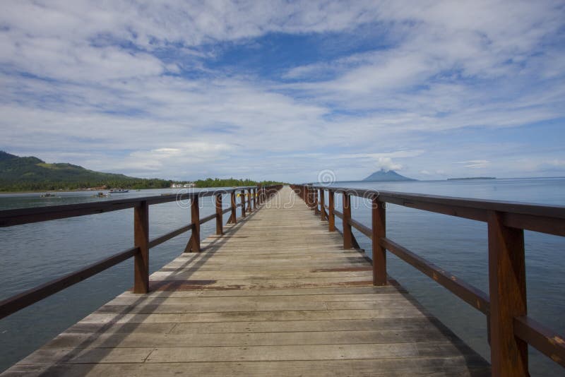 Bridge and blue sky stock photo. Image of vacation, utara - 13158550