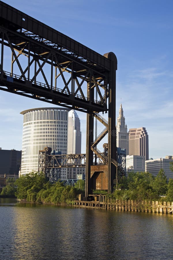 Bridge in Cleveland stock image. Image of panorama, urban - 14594653