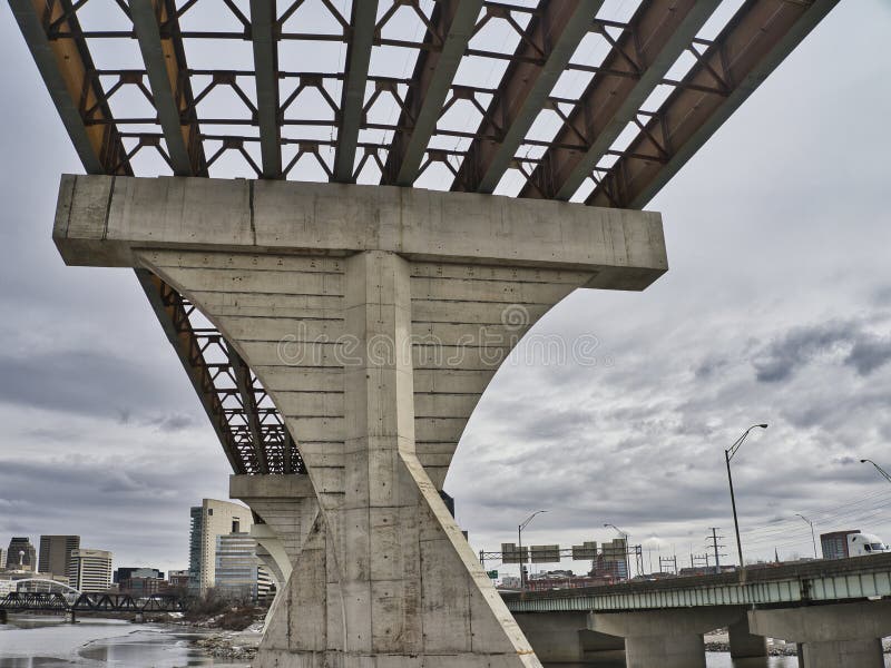 Bridge Construction of I70 I71 Split in Downtown Columbus Oh Editorial ...