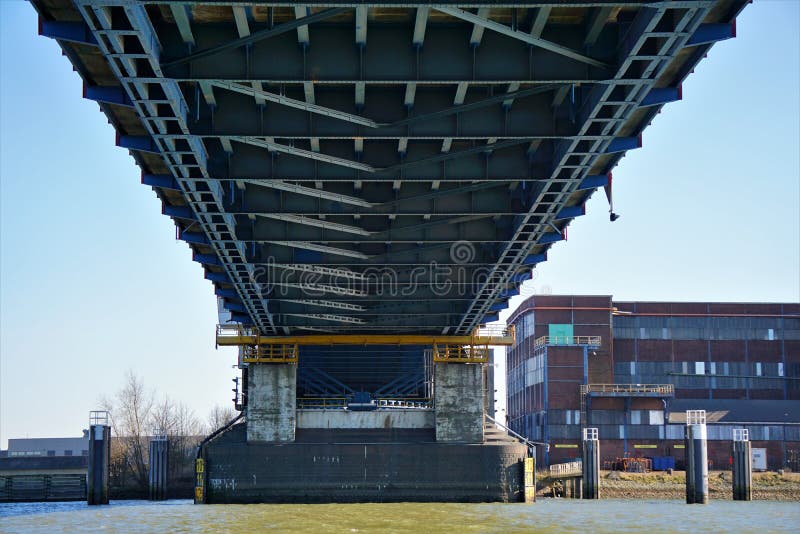Bridge Construction, Steel Design and Architecture for a Bridge System ...