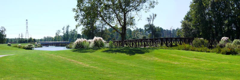 Bridge on golf course stock image. Image of view, walkway - 11246985