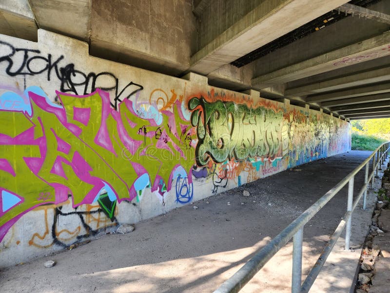 Bridge Graffiti Wall Art editorial image. Image of vehicle - 291680770