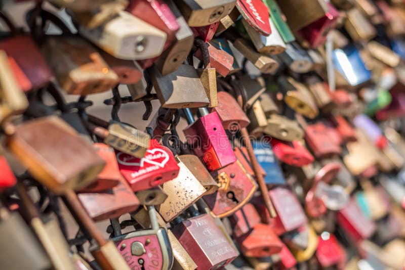 Bridge of Love - Locks Bridge Editorial Image - Image of friendship ...