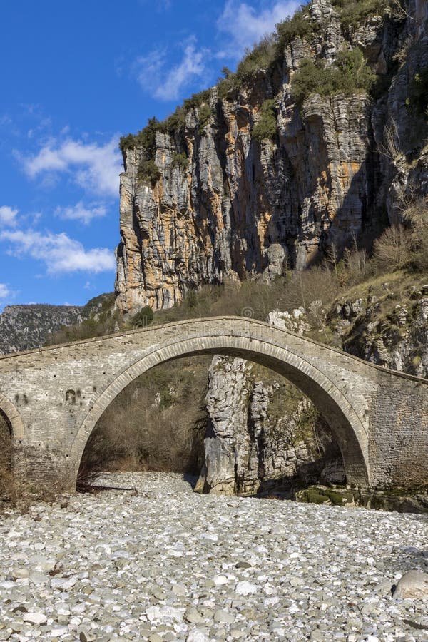Bridge of Misios, Vikos Gorge and Pindus Mountains, Zagori, Epirus ...