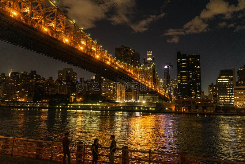 Bridge at night stock image. Image of queens, view, reflection - 173064691