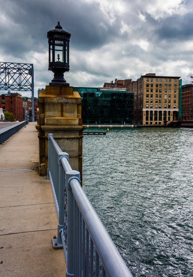 Bridge Over Fort Point Channel in Boston, Massachusetts. Editorial ...