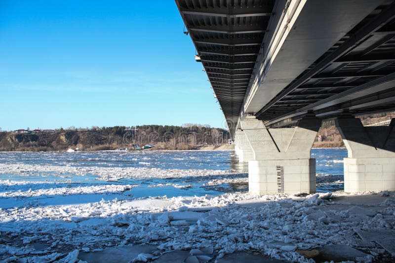Bridge Over the Frozen River Stock Photo - Image of frosty, snow: 50753572