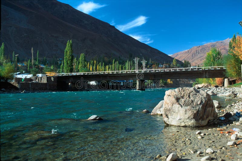 Bridge over Gunt River stock photo. Image of riverside - 36834700