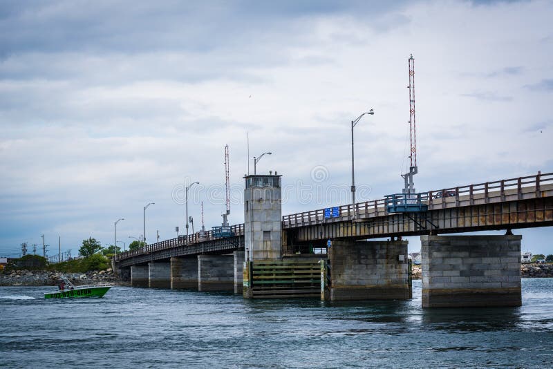 Bridge Over Hampton Harbor Inlet in Hampton Beach, New Hampshire ...