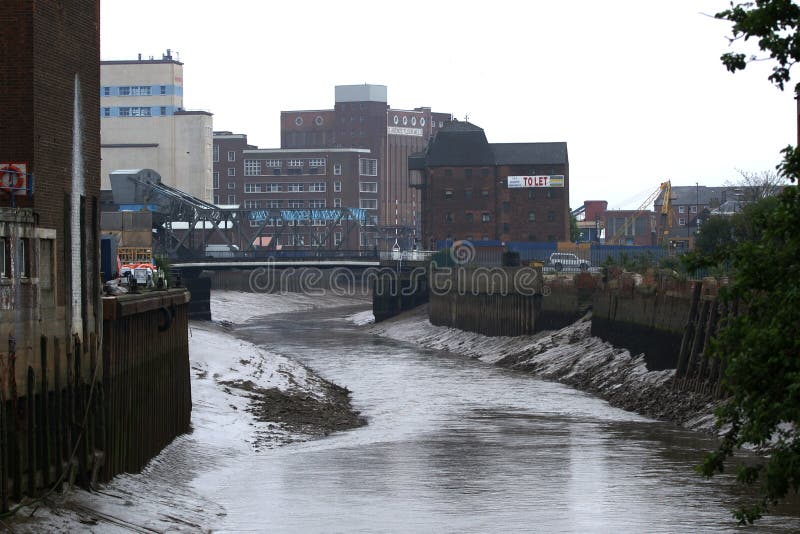 Bridge Over the River Hull, North Bridge Editorial Stock Photo - Image ...