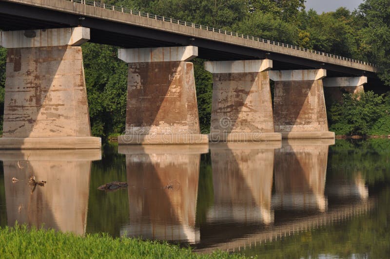 Bridge Reflection stock image. Image of water, shadow - 15229743